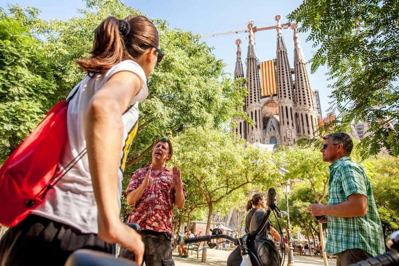 Barcelona: Private Group Bike Tour - Key Points