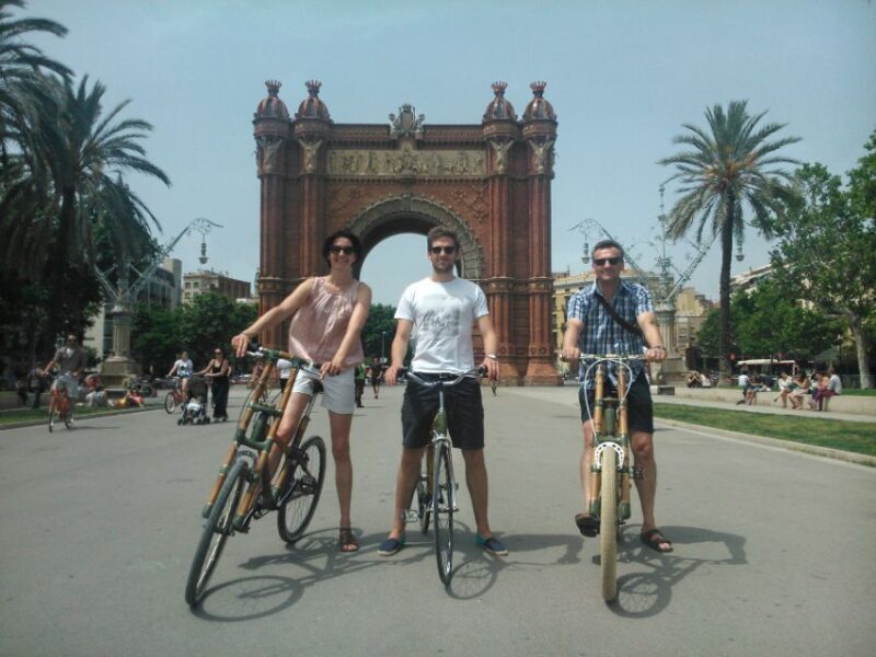 Barcelona: Private Highlights Tour by Bamboo Bicycle - Setting the Scene: What to Expect on This Unique Tour