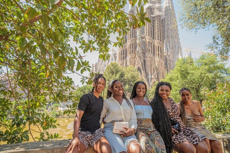 Barcelona: Private Photoshoot at Sagrada Familia - The Itinerary and What to Expect