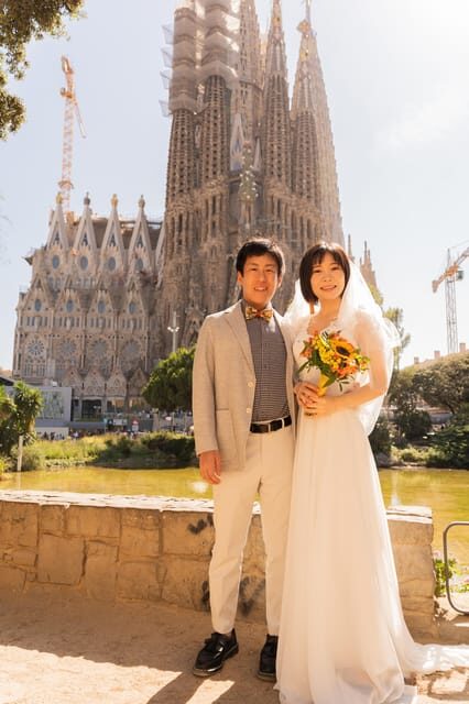 Barcelona: Private Photoshoot at Sagrada Familia - Analyzing the Value: Is It Worth $56?