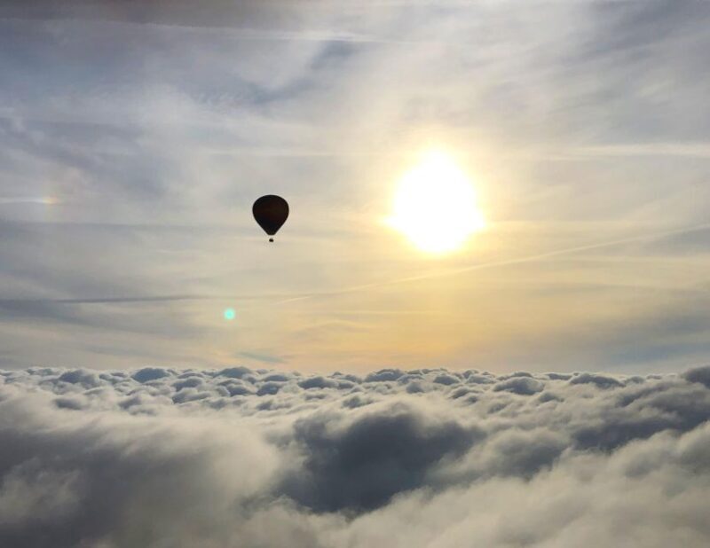 Barcelona: Private Romantic Balloon Flight - FAQs