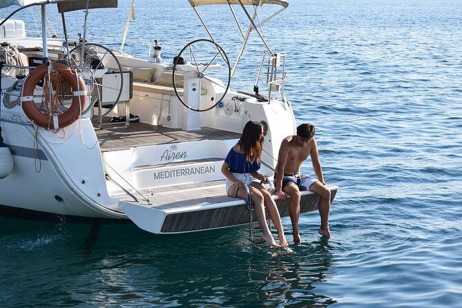 Barcelona Private Sailing Trip with Drinks & Snacks - FAQ
