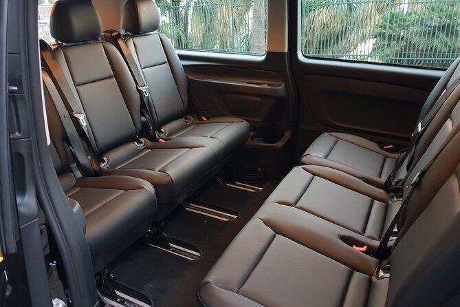 Barcelona Private Transfer from Cruise Port to Airport - Introduction