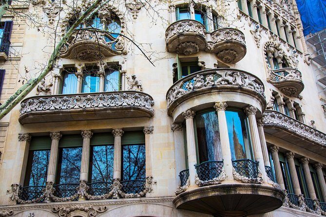 Barcelona Private Walking Tour through the City of Gaudi - FAQs
