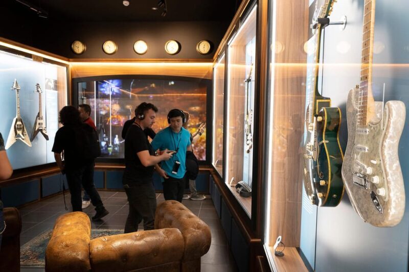 Barcelona: Rock Museum- Guitar Legends Hall - Key Points