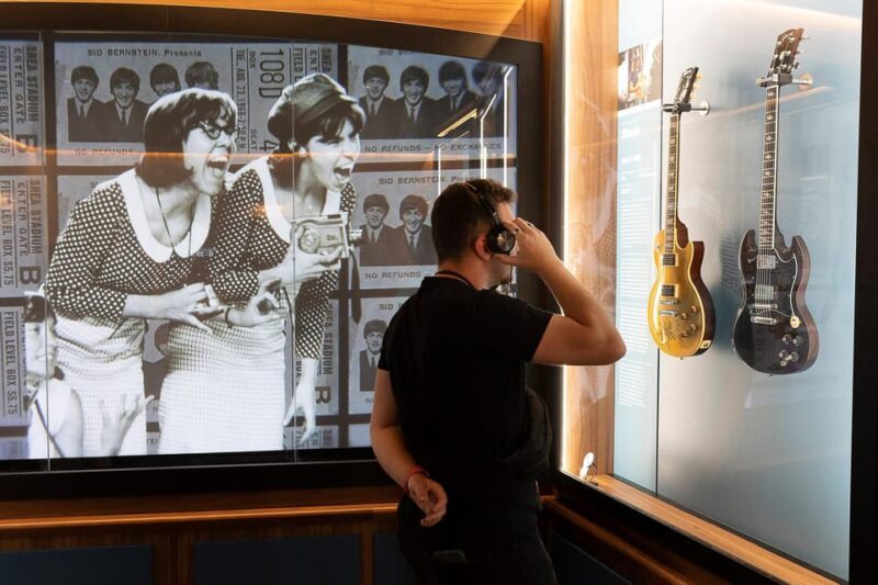Barcelona: Rock Museum- Guitar Legends Hall - A Closer Look at the Experience