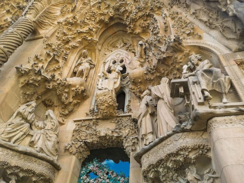 Barcelona: Sagrada Familia and Park Guell Full-Day Tour - The Value of the Tour