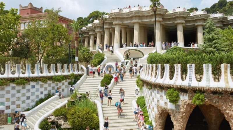 Barcelona: Sagrada Familia and Park Güell with Hotel Pickup - Montjuïc Mountain and Its Panoramas