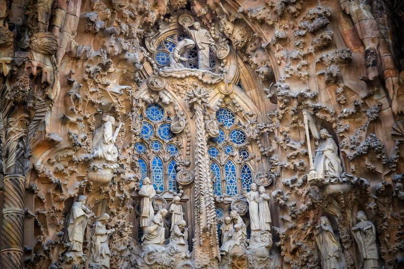 Barcelona: Sagrada Familia Guided Private Tour - Authenticity and Authentic Experience