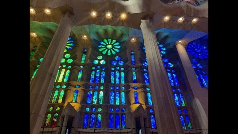 Barcelona: Sagrada Familia Guided Tour with Tickets - Walking Through the Facades: Nativity and Passion