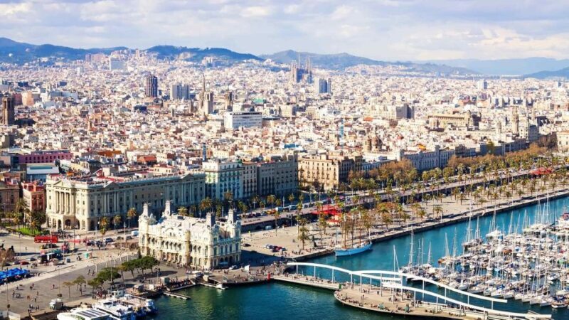 Barcelona: Sagrada Familia & Montserrat Full-Day with Pickup - Montserrat and the Monastery