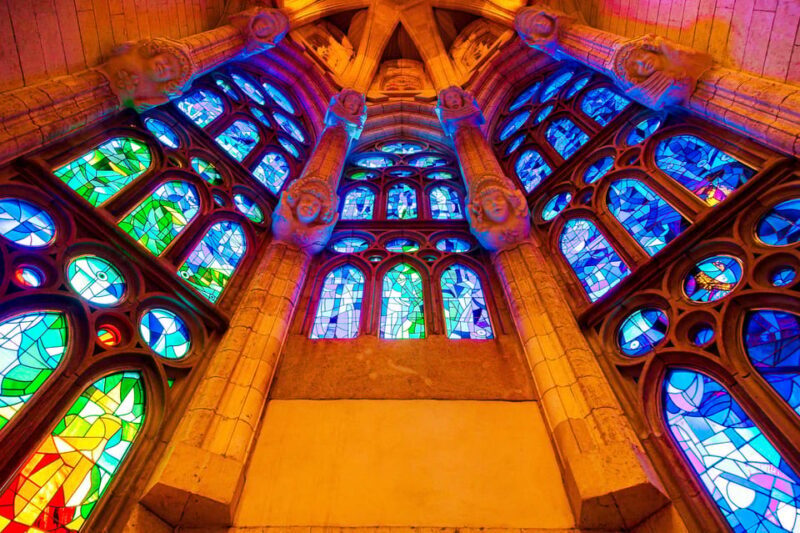 Barcelona: Sagrada Familia Priority Access Guided Tour - Inside the Basilica