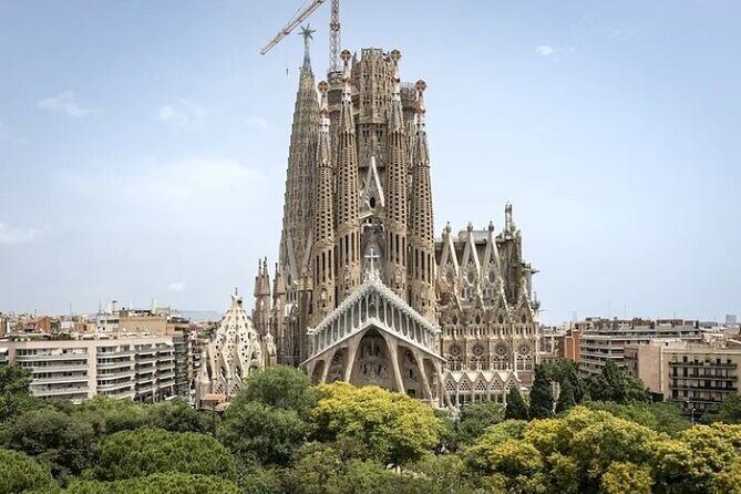 Barcelona Sagrada Familia Skip The Line Insider Guided Tour - A Deep Dive into the Experience