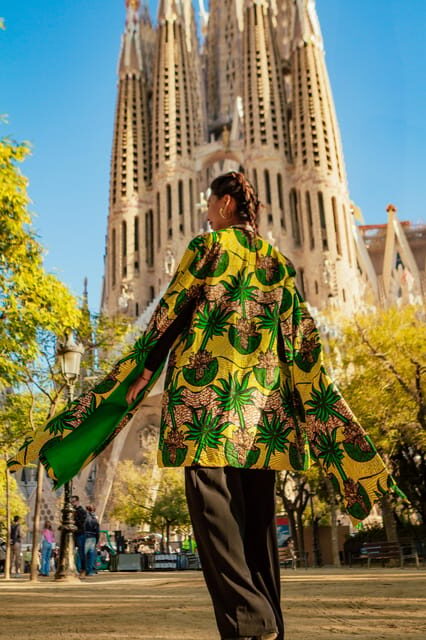 Barcelona: Sagrada Familia Skip-the-Line Tour & Photoshoot - The Sum Up