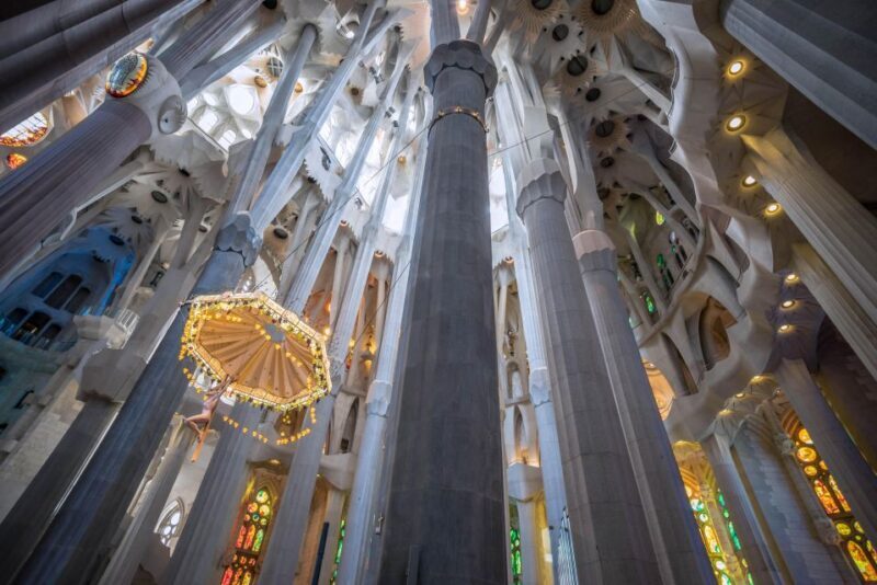 Barcelona: Sagrada Familia Small Group Guided Tour - Real Traveler Perspectives