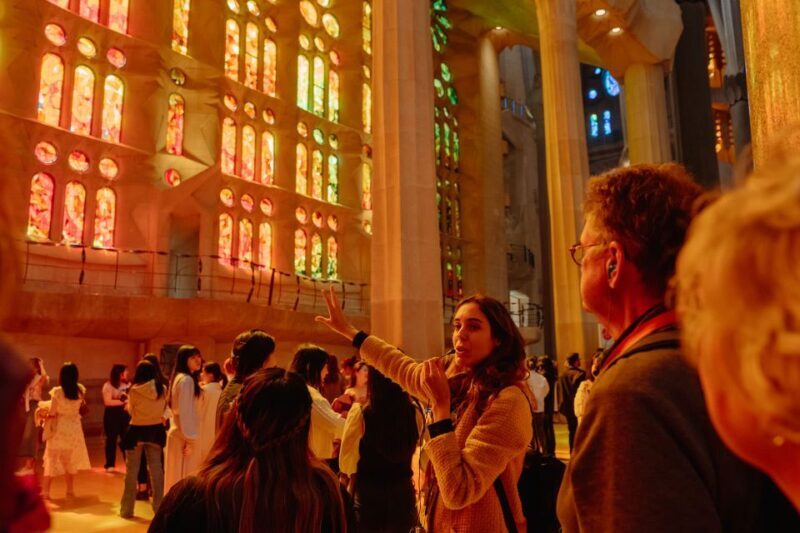 Barcelona: Sagrada Familia Tour w/Skip-the-Line Entry Ticket - The Architectural Highlights Explained