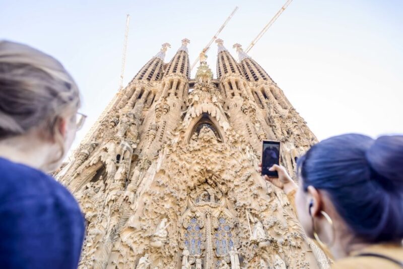 Barcelona: Sagrada Familia Tour with Optional Tower Access - How Does It Feel in Practice?