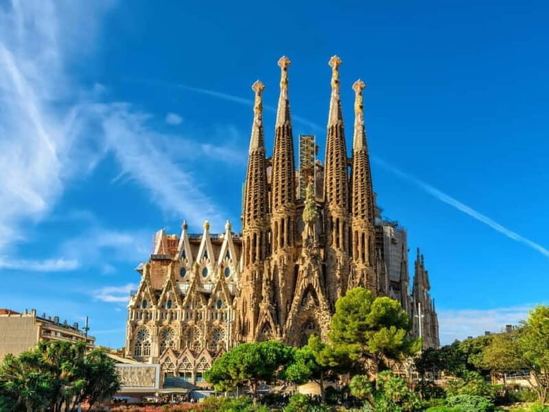 Barcelona: Sagrada Familia Tour with Skip-the-Line Tickets - Final Thoughts: Who Will Love This Tour?