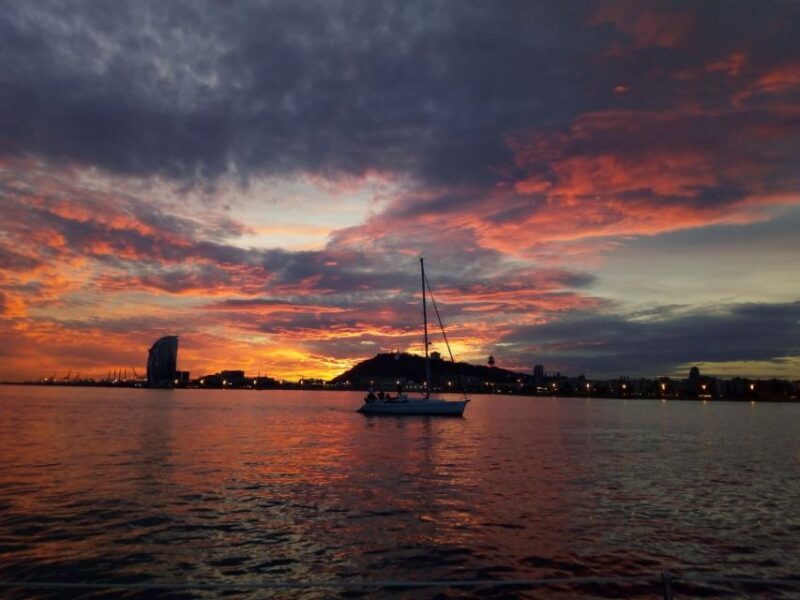 Barcelona: Sailing Tour with a Glass of Cava - FAQ