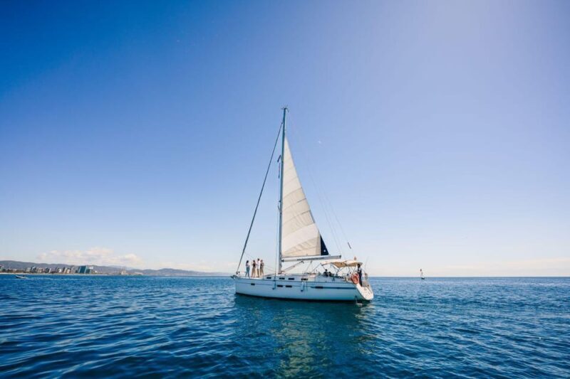 Barcelona: Sailing trip with GINTONIC workshop - Key Points