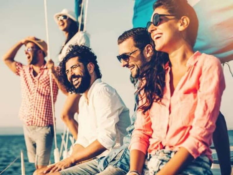 Barcelona: Sailing Trip with Snacks and Drinks - Key Points