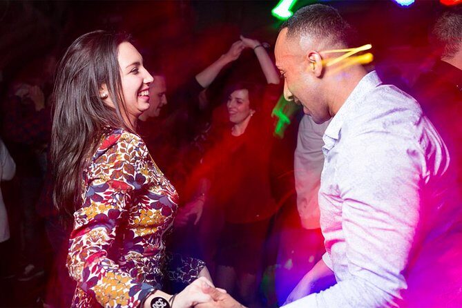 Barcelona Salsa Lovers Dance Experience - Why Consider the Barcelona Salsa Lovers Dance Experience?