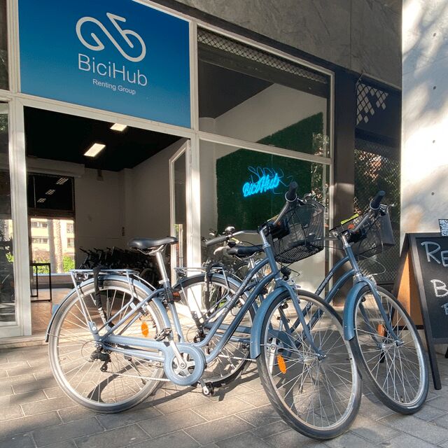 Barcelona: Seafroont bicycle rental (urban and ebikes) - Real Traveler Insights and Comments