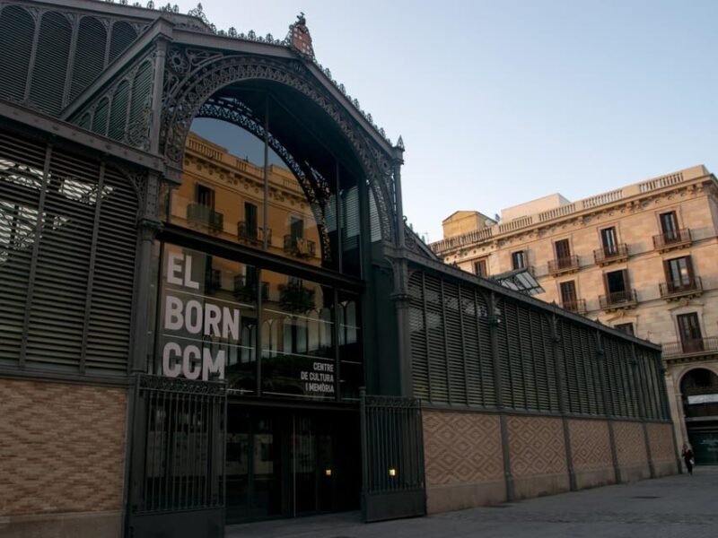 Barcelona: Sensations Tour of the city - Key Points