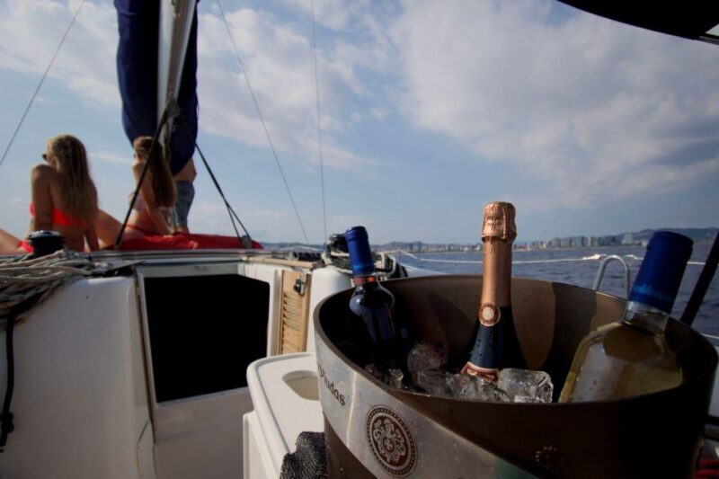 Barcelona: Shared cruise with chill music - FAQ