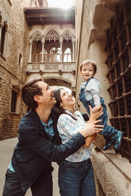 Barcelona: Sightseeing Professional Photoshoot Session - FAQ