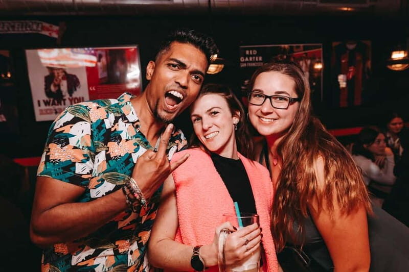 Barcelona Social Drinks Experience+Karaoke "Travellers Tour" - What to Expect from the Barcelona Social Drinks & Karaoke Tour