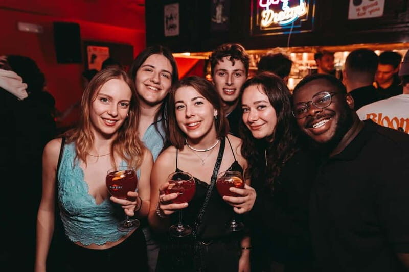 Barcelona Social Drinks Experience+Karaoke "Travellers Tour" - Visiting Venues and the Atmosphere