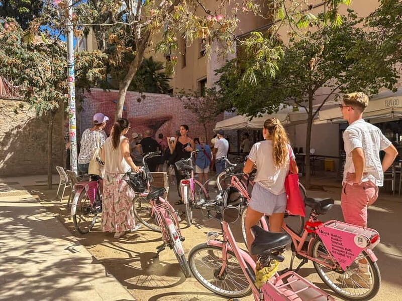 Barcelona | StreetArt Bike Tour Moco Museum - FAQs