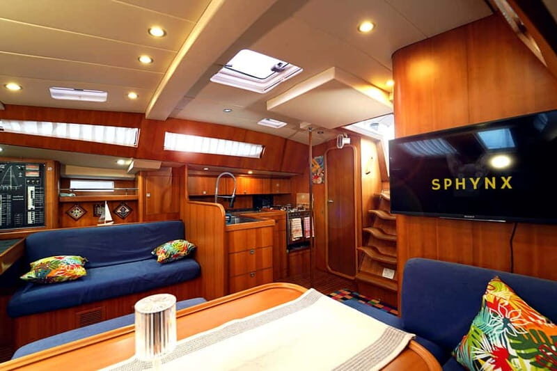 Barcelona: Sunset or Afternoon Yacht Cruise with Drinks - A Detailed Look at the Experience