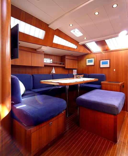 Barcelona: Sunset or Afternoon Yacht Cruise with Drinks - The Sum Up