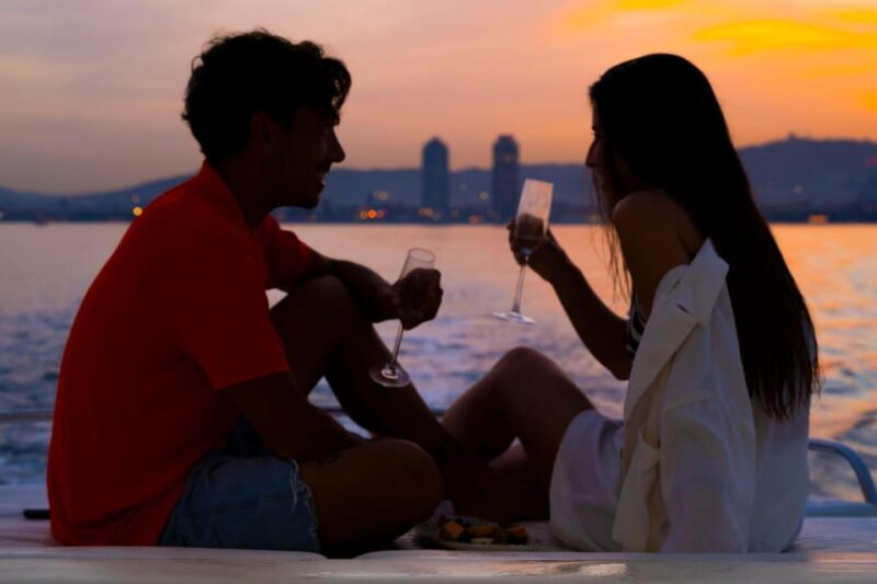 Barcelona: Sunset sailing in yatch with wine and snacks - Analyzing the Value