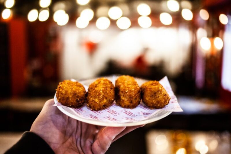 Barcelona: Tapas Food and Wine Tour in La Barceloneta - What to Expect from the Barcelona Tapas and Wine Experience