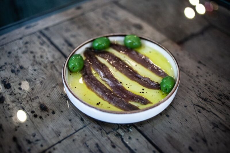 Barcelona: Tapas Food and Wine Tour in La Barceloneta - The Sum Up