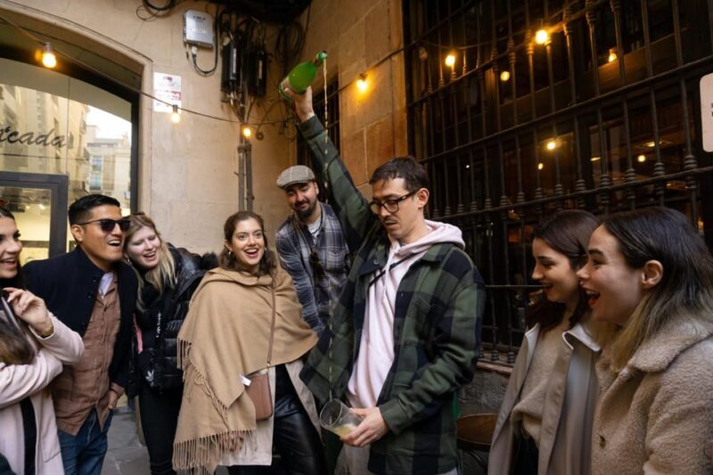 Barcelona: Tapas Tour with Food Tastings and Drinks - Notable Aspects Highlighted by Travelers