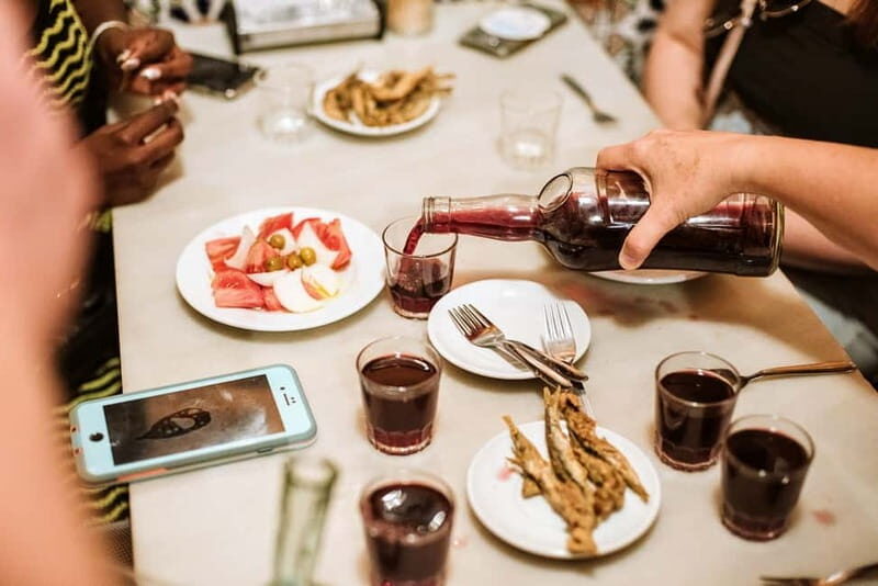 Barcelona: Tapas, Wine & History Tour of the Old Town - What to Expect from the Itinerary