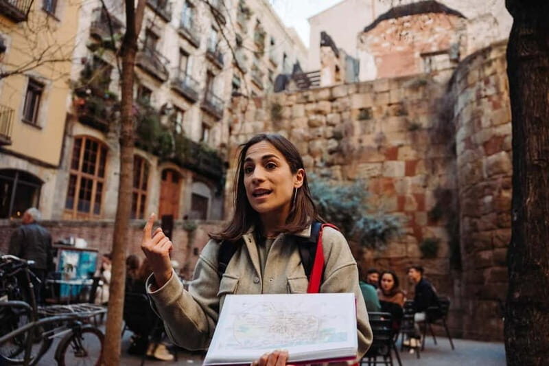Barcelona: Tapas & Wine Tour in Born & Gothic Quarter - A Closer Look at the Experience