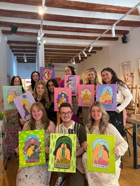 Barcelona: Tarot Reading, Paint &Wine! - The Experience in Detail