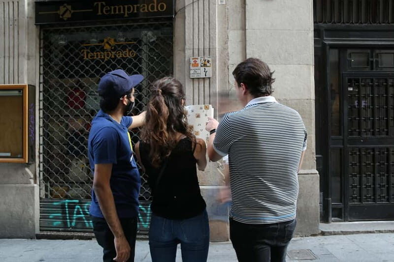 Barcelona: The Serach for the Snake Stone City Treasure Hunt - Key Points