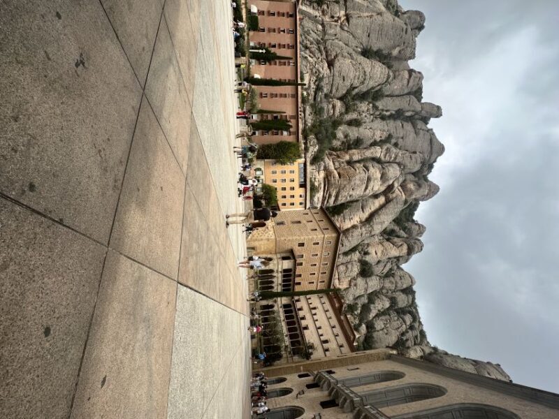 Barcelona to Montserrat day trip - Key Points