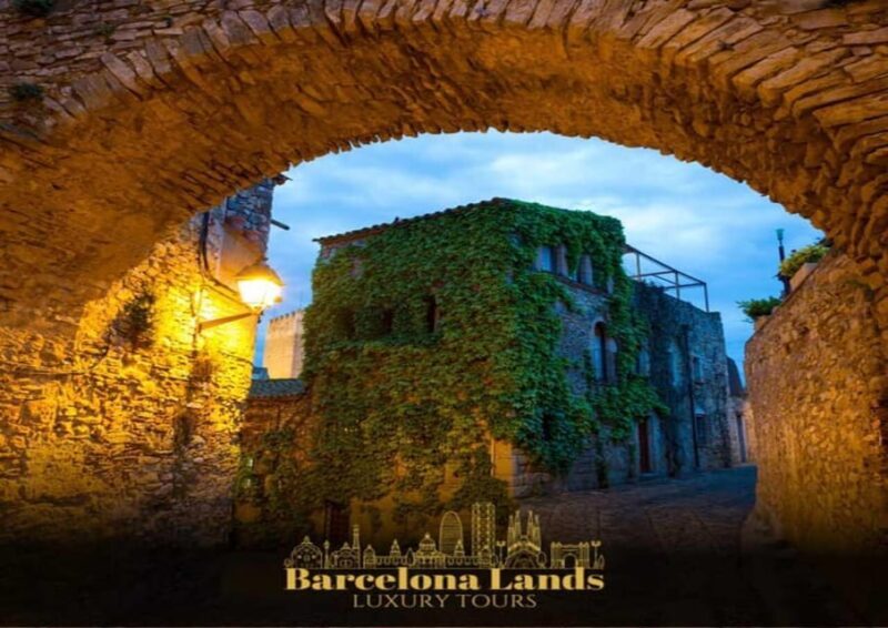 Barcelona: Tour Luxury Costa Brava & Lunch - Key Points