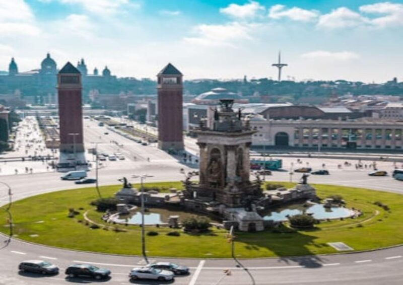 Barcelona Tour: Walking 2 hours - Practicalities and Tips