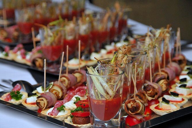 Barcelona Tour with Tapas: Historic Quarters Private Tour (3 Hours) - FAQ