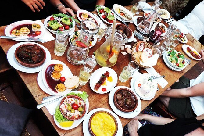Barcelona : Ultimate Tapas and Wine Testing (Private Tour) - FAQs