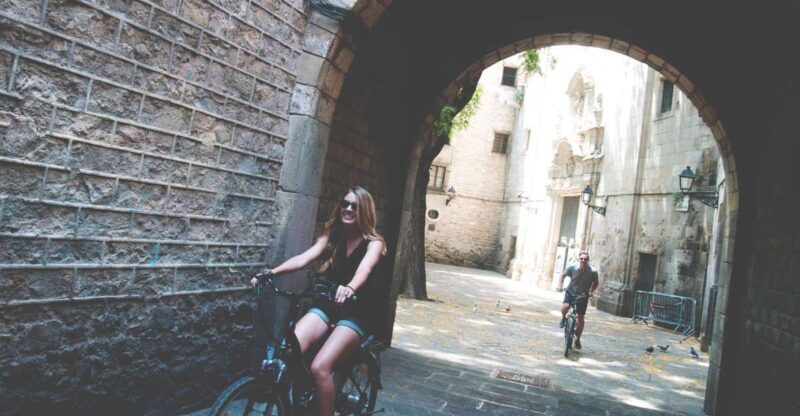 Barcelona: Undiscovered Secrets of Picasso on E-Bike - Barcelona: Undiscovered Secrets of Picasso on E-Bike