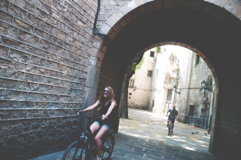 Barcelona: Undiscovered Secrets of Picasso on E-Bike - FAQ